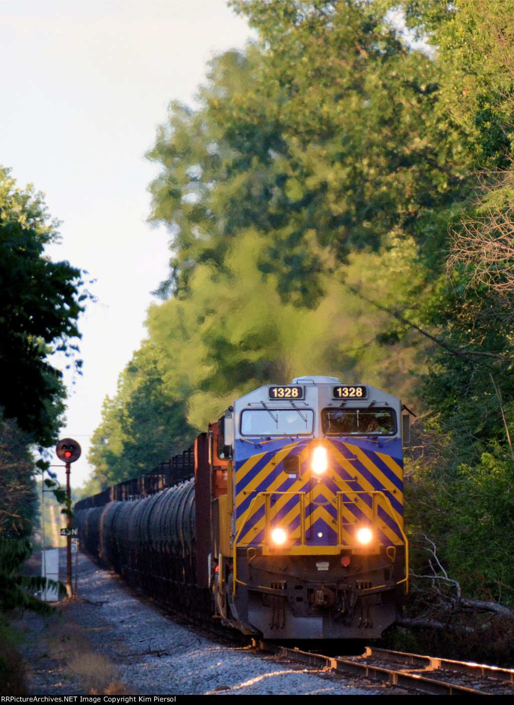 CREX 1328 CSX Train K040 Crude Oil Loads